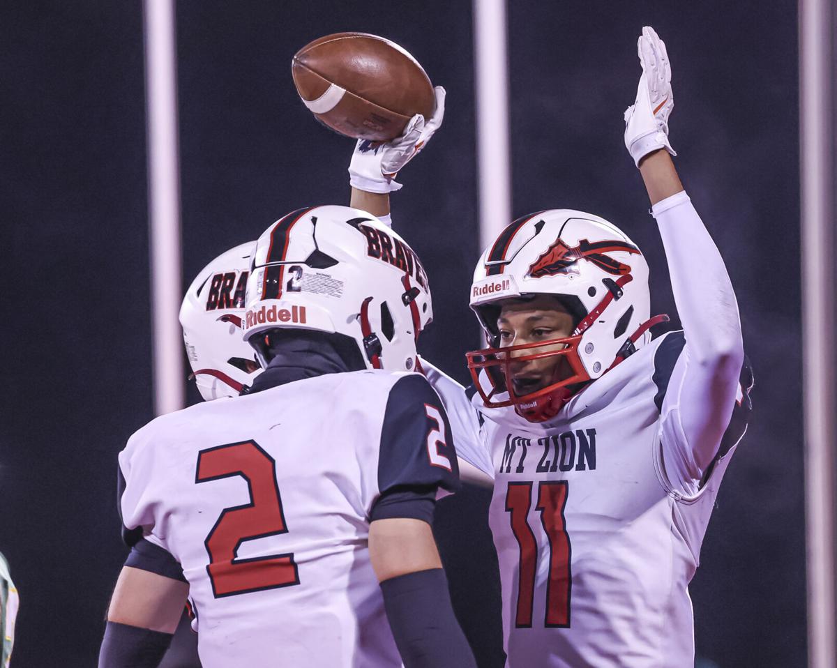 Brayden Trimble stars in semifinal win over U-High