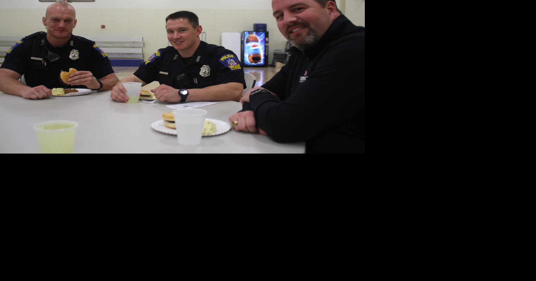 First responders celebrated with free Easter meal