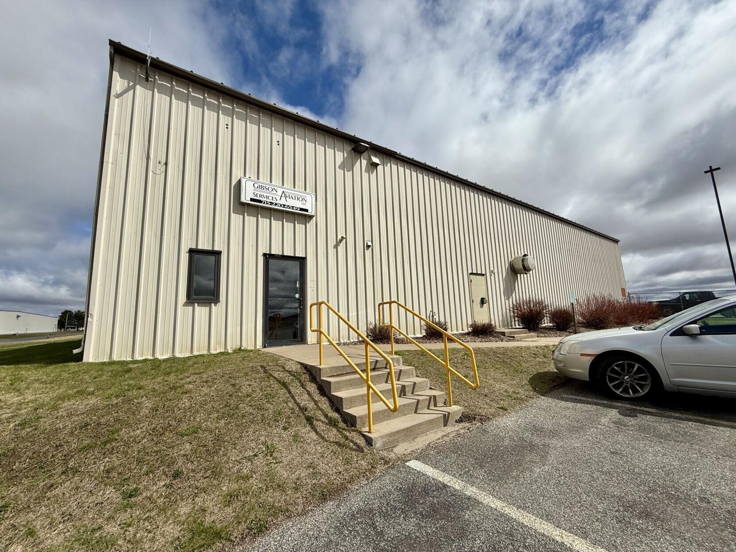 Menomonie grieves four residents who died in plane crash