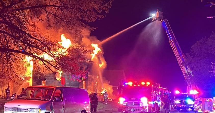 Decatur fire crews respond to an early morning fire