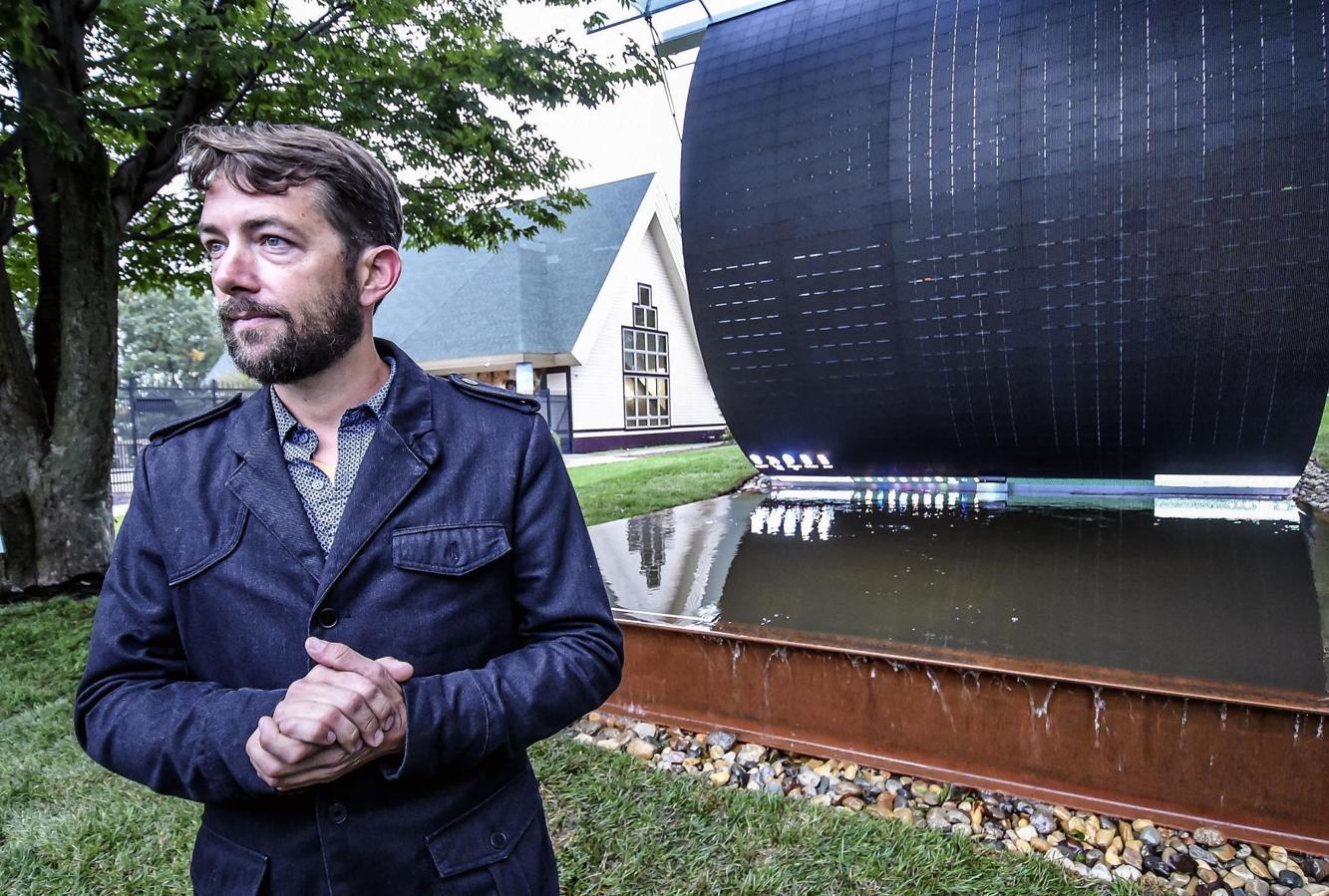 PHOTOS: "Learning Curve" Sculpture by Aaron McIntosh