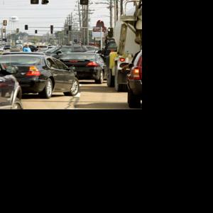 Electrocuted squirrel turns out lights along Pershing Road during lunchtime
