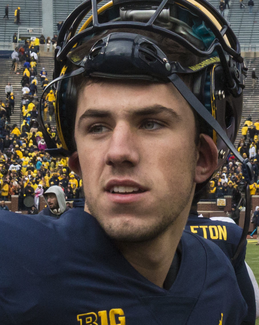 Quarterback Brandon Peters announces he's transferring to Illinois ...