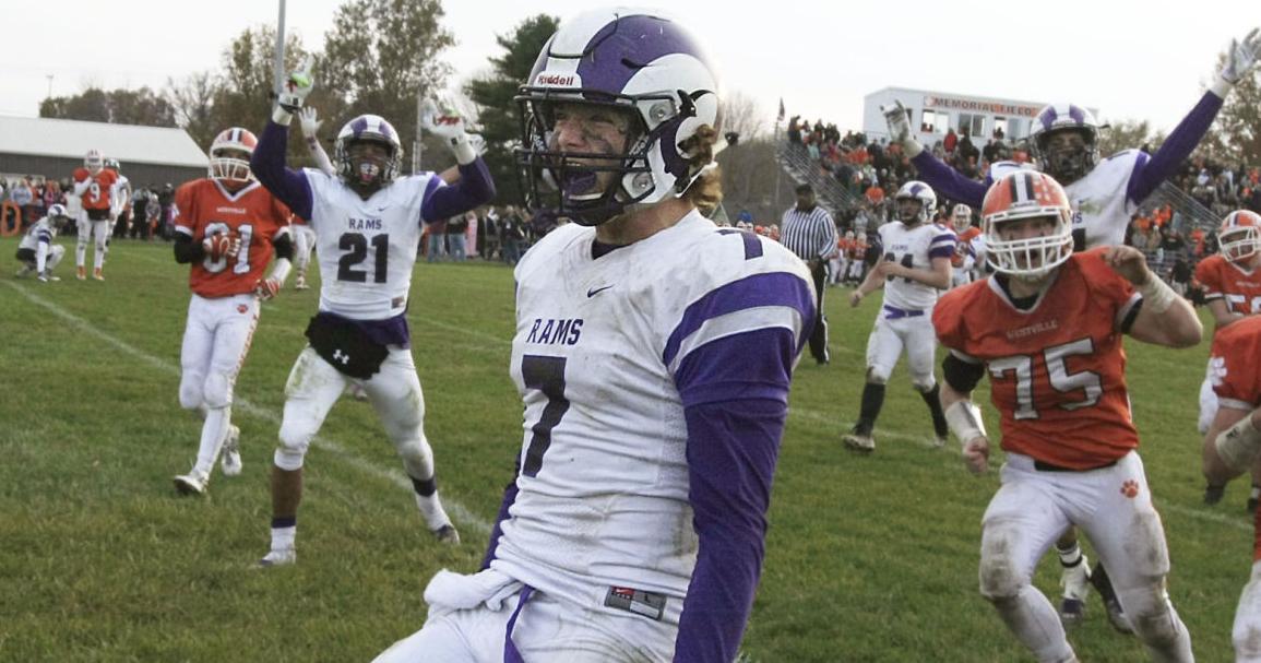 AREA FOOTBALL PLAYER OF THE YEAR: Pullen's play a perfect script for ...