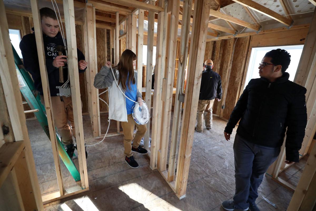 Decatur high school students explore careers in the skilled trades