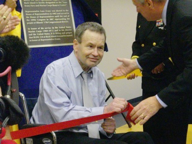 Former U.S. Rep. Lane Evans dies at age 63