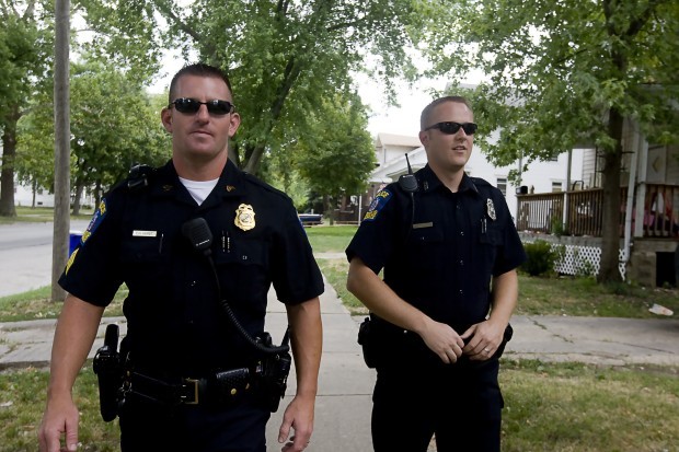 Increased foot patrols put Decatur police in touch with neighborhoods