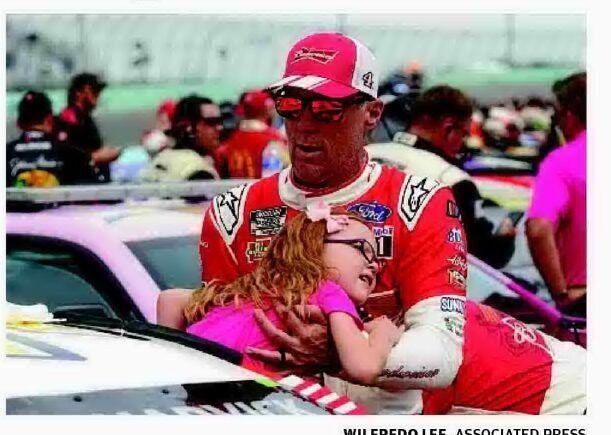 Harvick heads into final race looking toward future