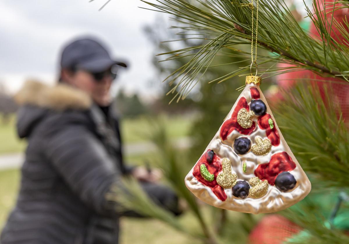 A slice of cheer: Sponsors teeing up the Decatur Park District's first ...