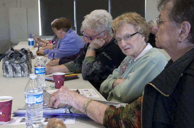 Class gives clutter-clearing tips