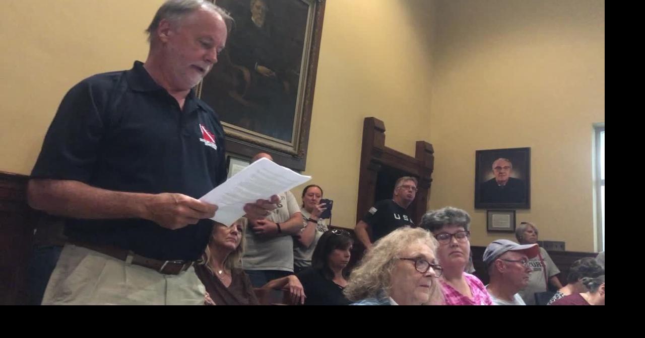 Mark Shanks defends dive team at Shelby County Board