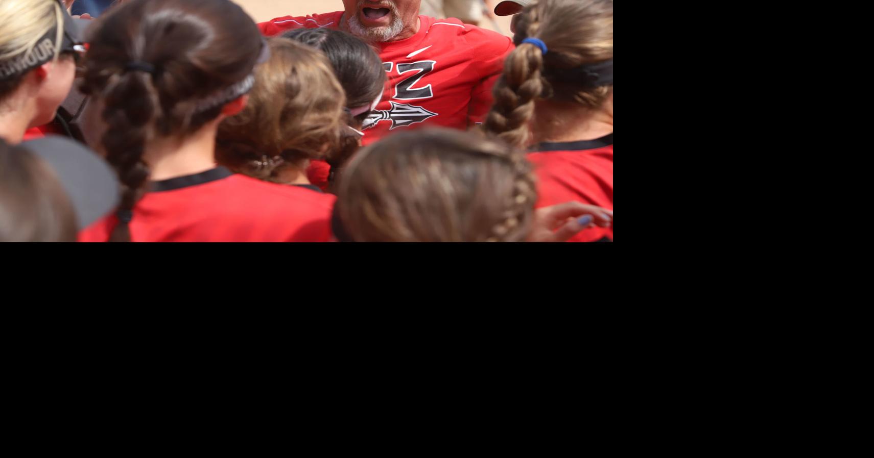 Nothing wrong with honoring a legend like Greg Blakey now