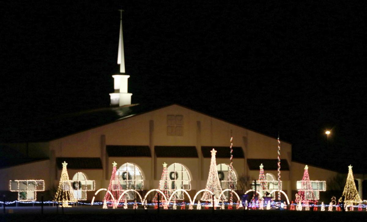 LIFE Foursquare wins Decatur award for spectacular lights display ...