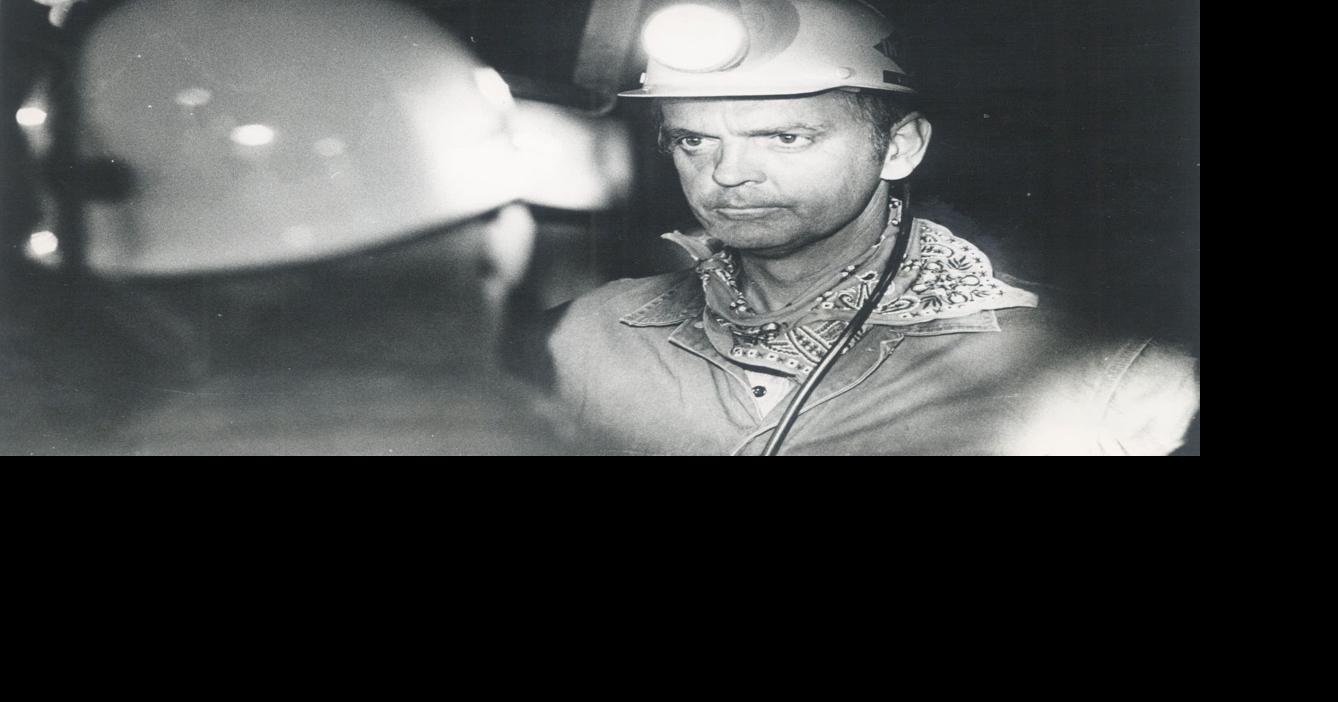 History photos: Former Illinois Gov. Dan Walker