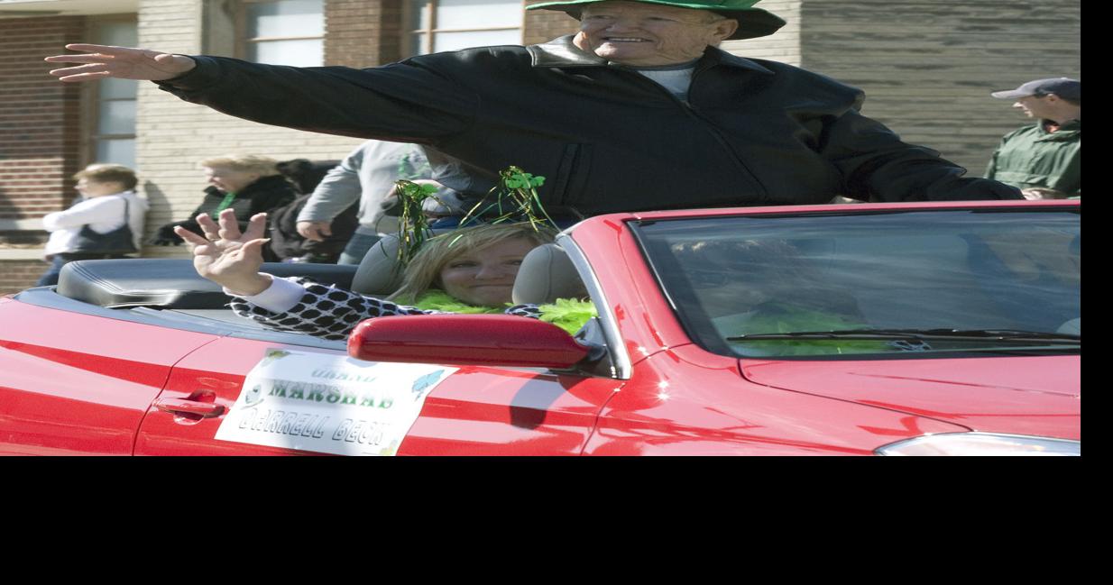 WATCH: Philanthropist Darrell Beck inducted into Decatur Hall of Fame