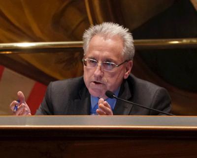 Mulroe leaving Illinois Senate, but not public service