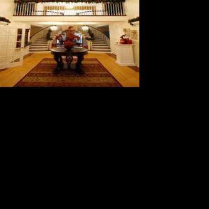 Iconic Taylorville mansion, the largest in Christian County, featured ...