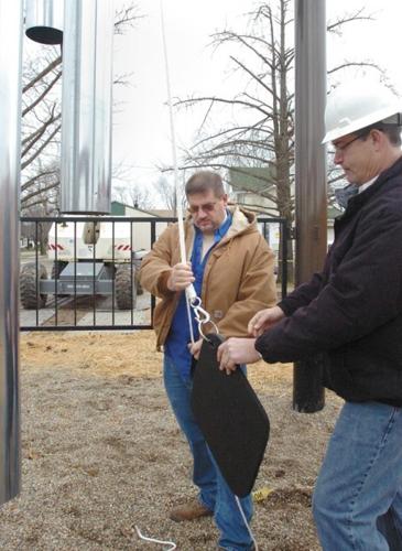 Casey tries to chime in with world record