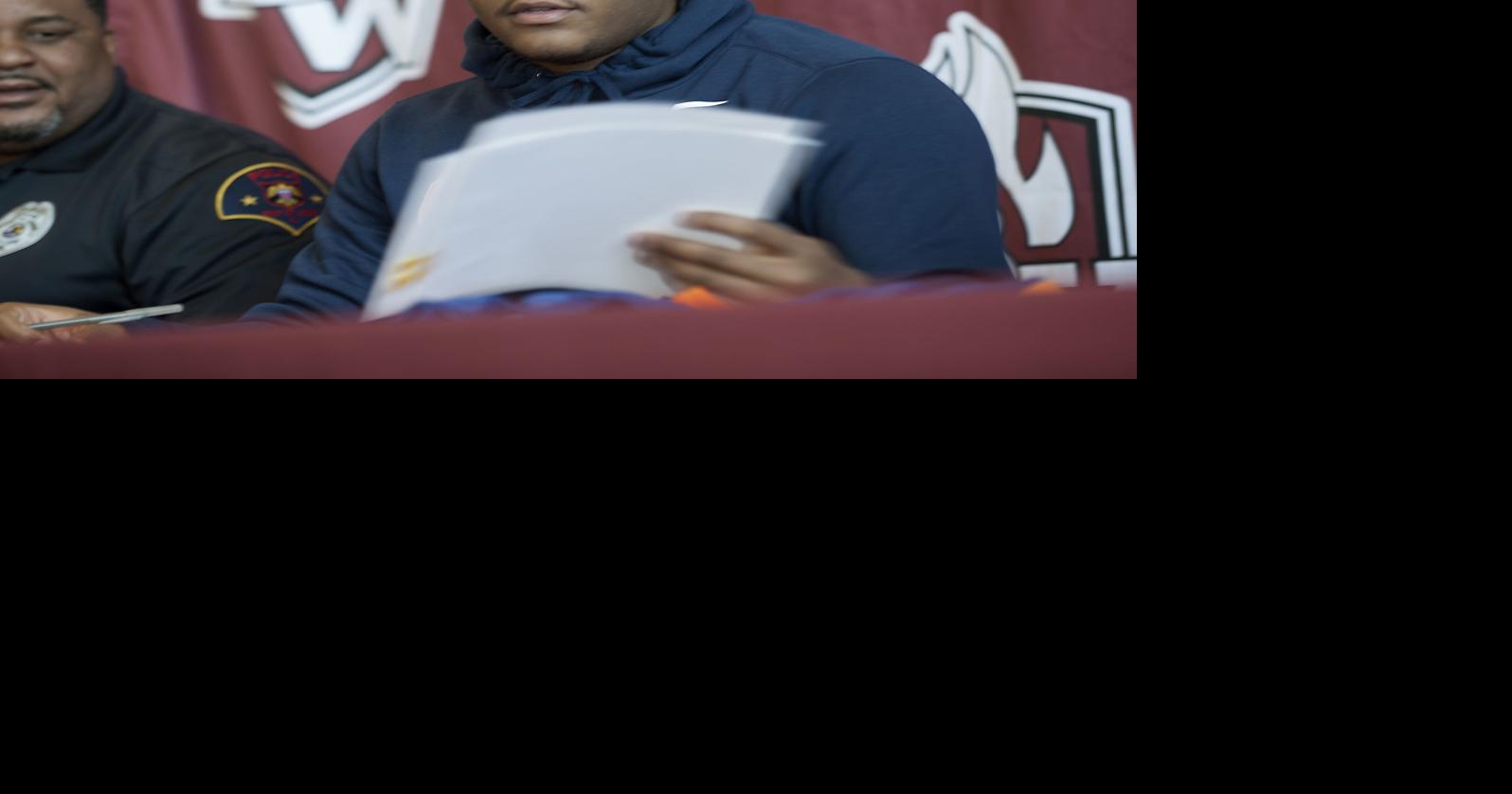 Late to football, Illinois signee Keith Randolph Jr. is blossoming fast