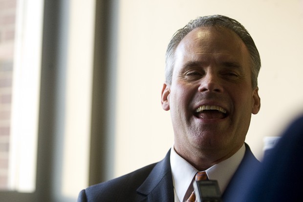 Illinois introduce Tim Beckman as Illinois football coach