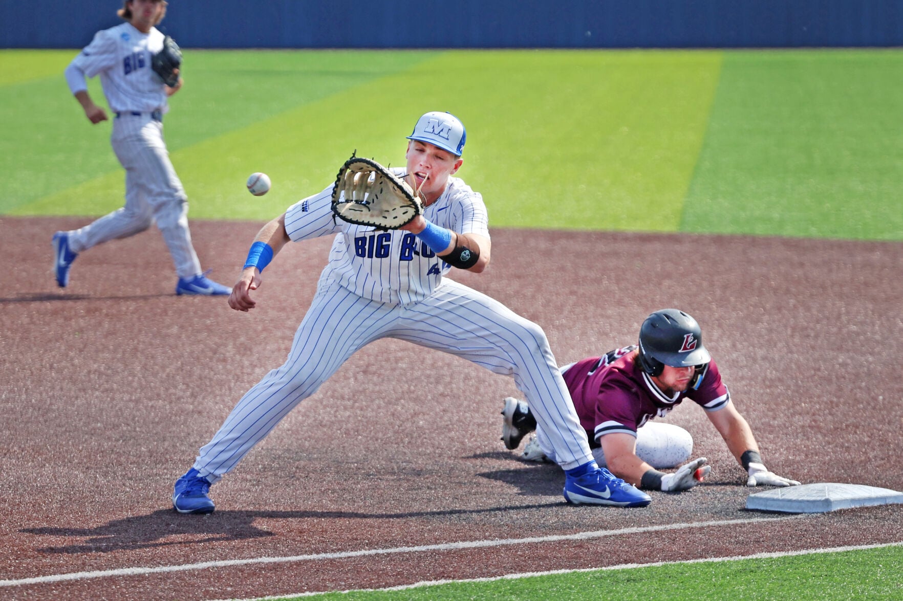 Millikin baseball fizzles, loses NCAA regional opener
