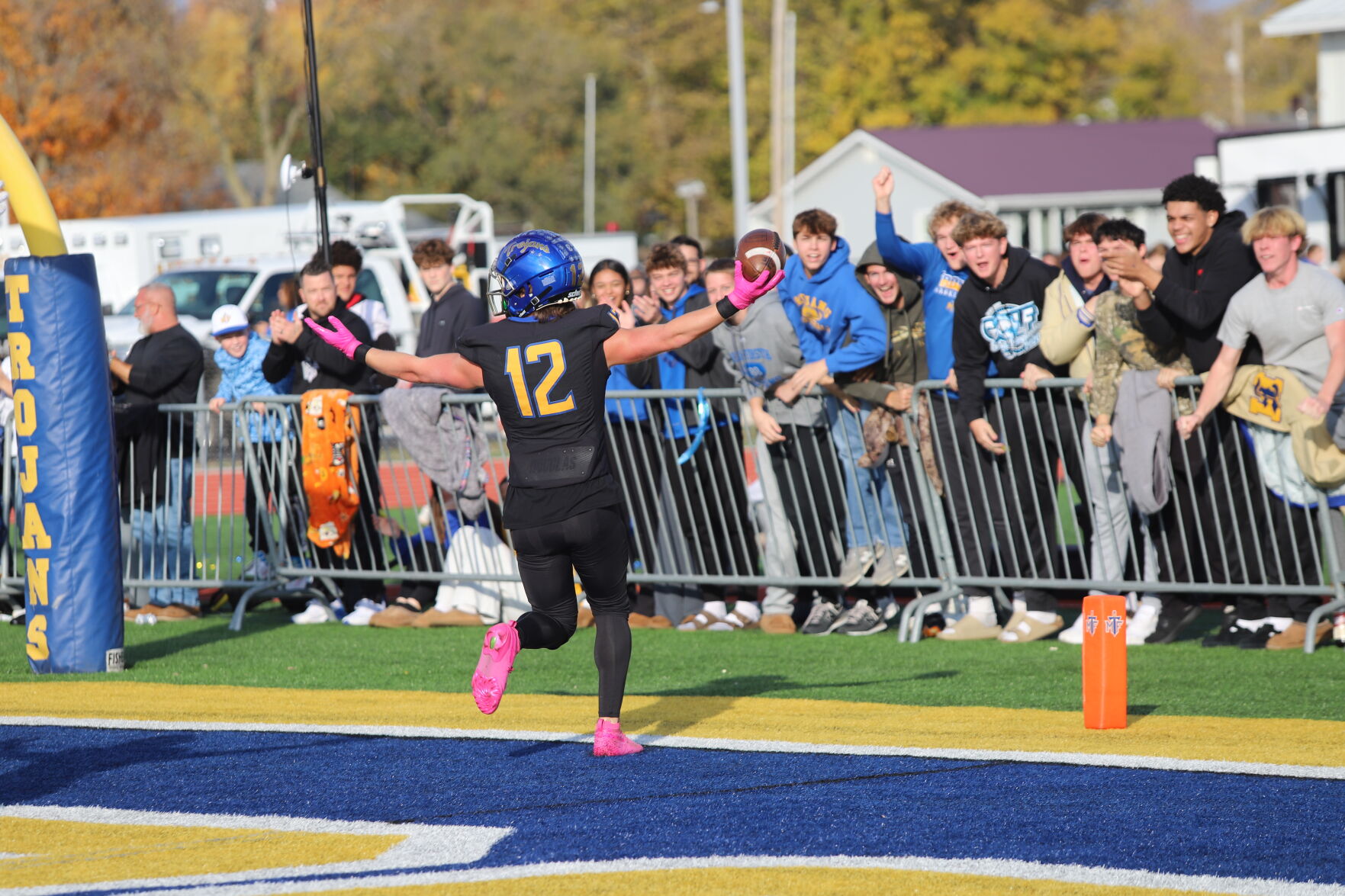 Photos: Maroa-Forsyth advances to quarterfinals with a second-round win