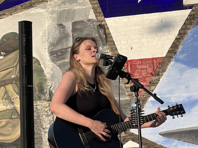 'The Voice' contestant Allie Keck returns to Neoga school to perform ...