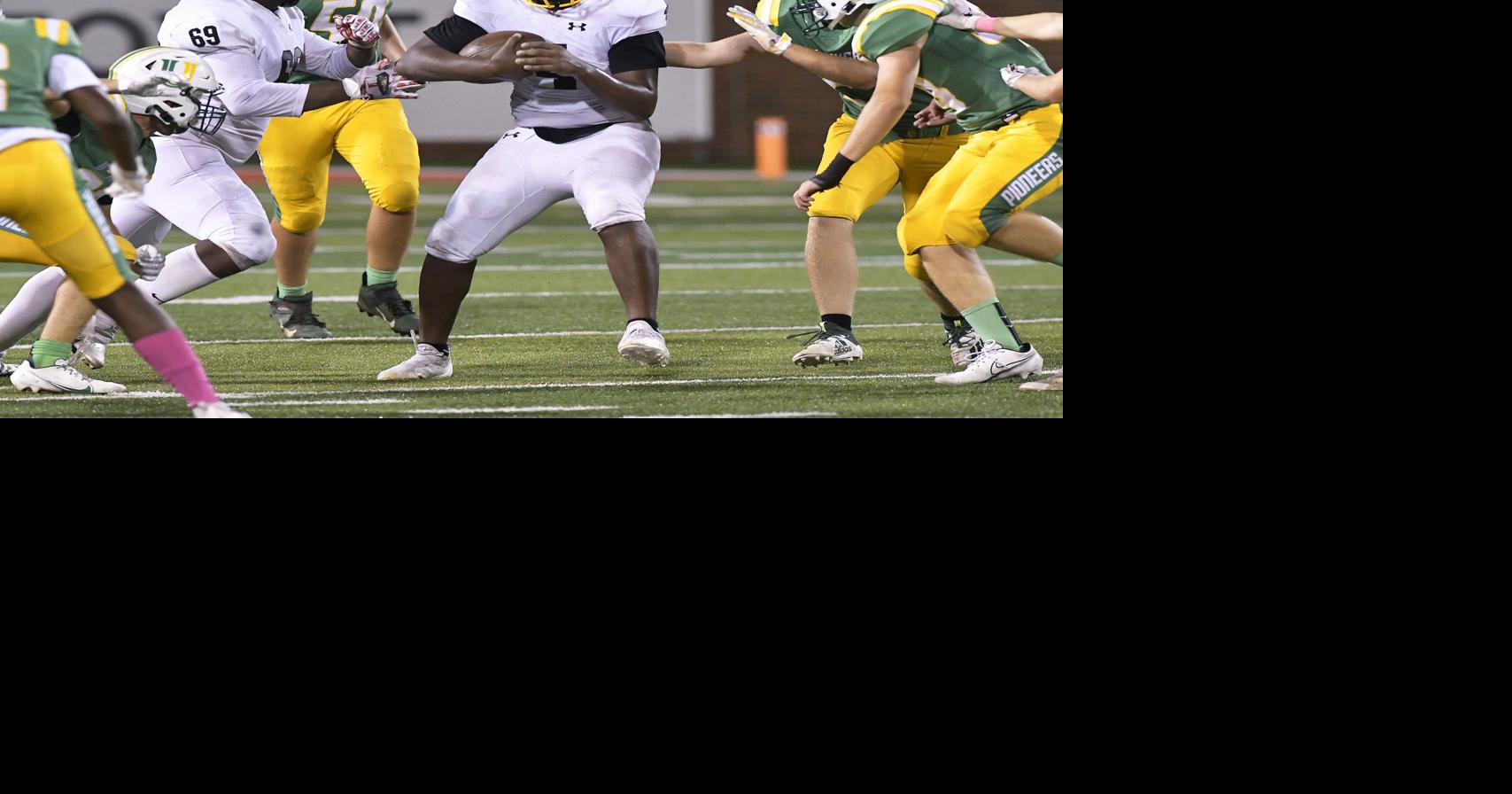 Photos: U High football team mauls Eisenhower