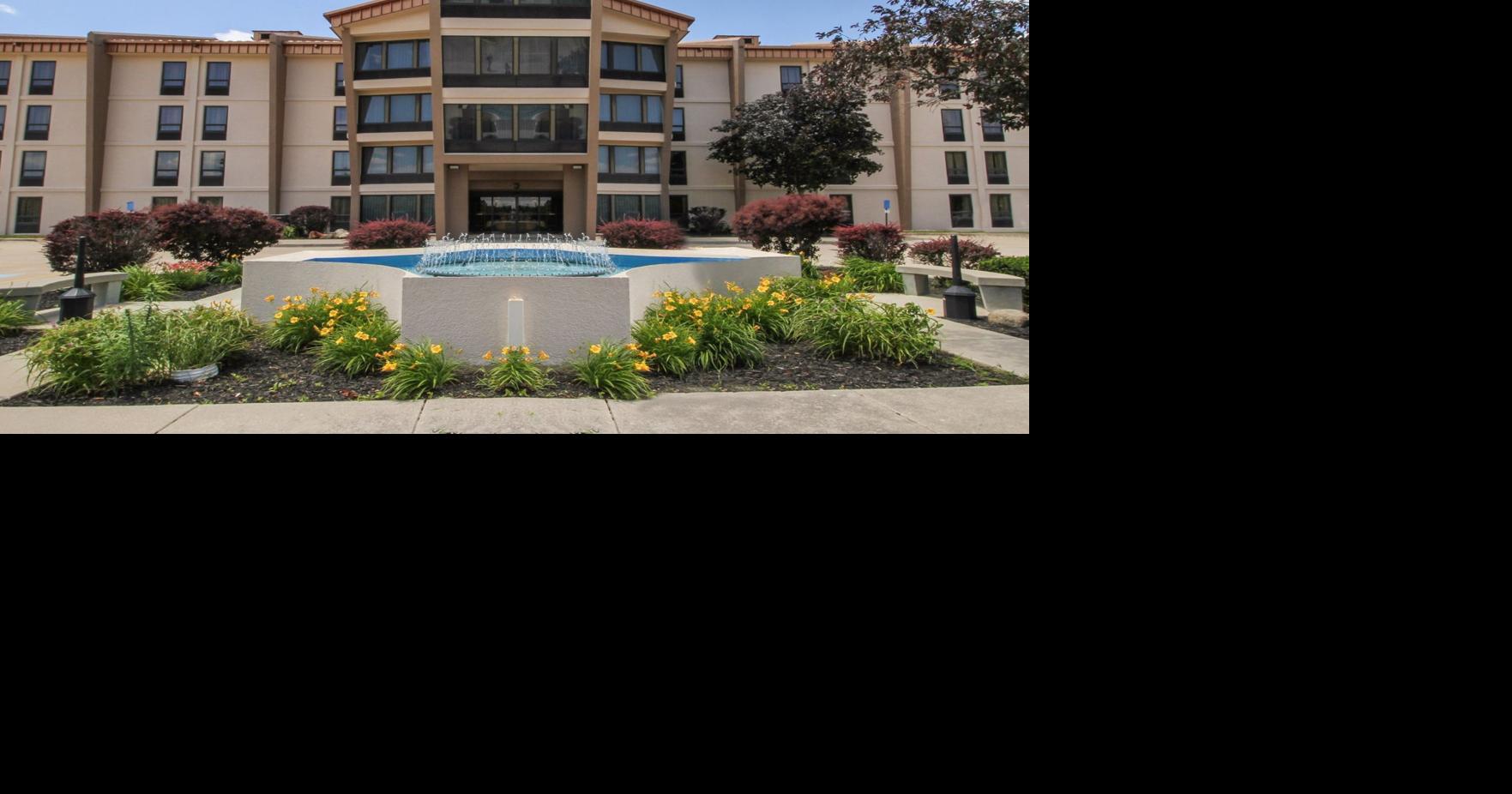 COVID-19 vaccination clinic at Decatur Conference Center and Hotel ...