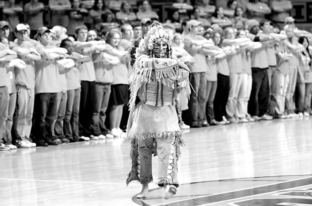 Non-binding vote planned on Chief Illiniwek
