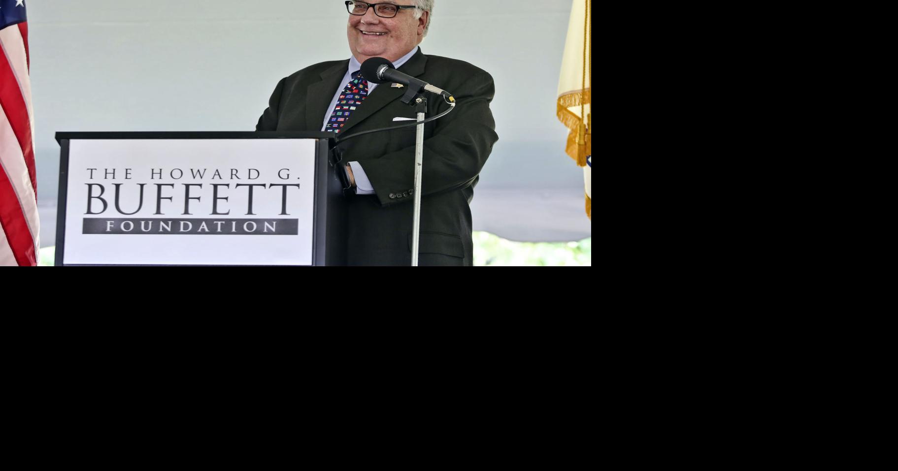 Howard Buffett named Decatur 'Citizen of the Year'