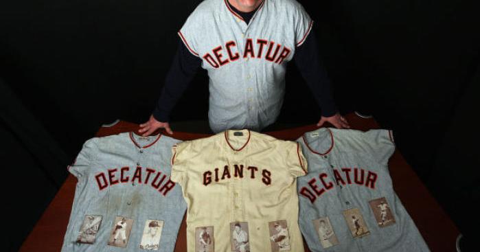 Boxes score: Decatur Commodore uniforms a hit on 'Antiques Roadshow'