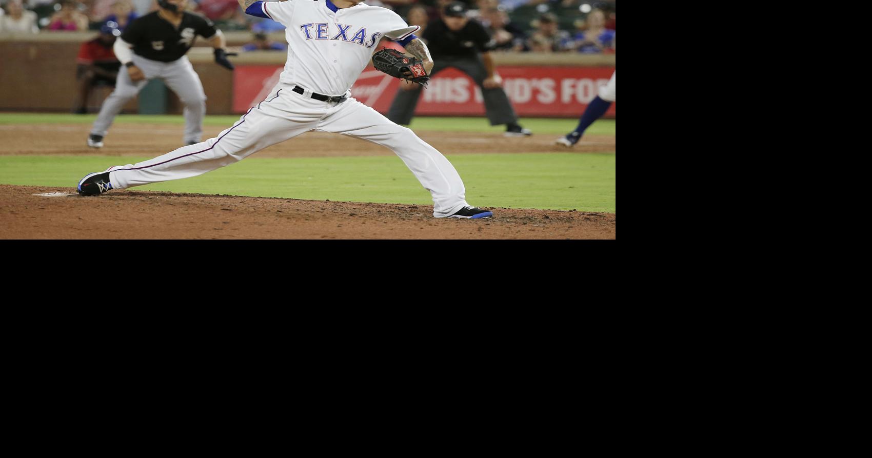 Cubs acquire pitcher Jesse Chavez, and Joe Maddon predicts more deals ...