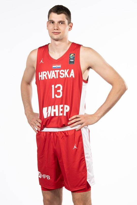 Illinois gets commitment from Croatian big Tomislav Ivisic