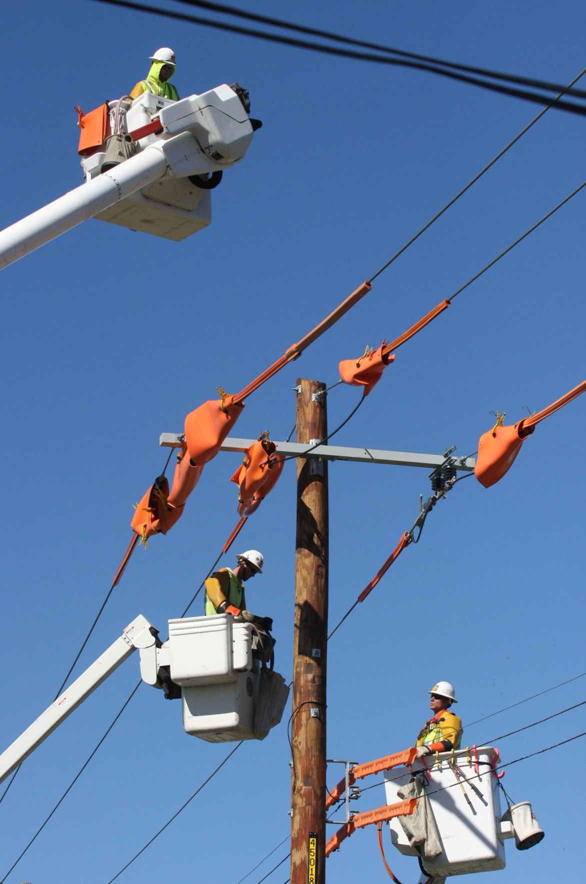 Ameren keeps current with outage technology | Energy | herald-review.com