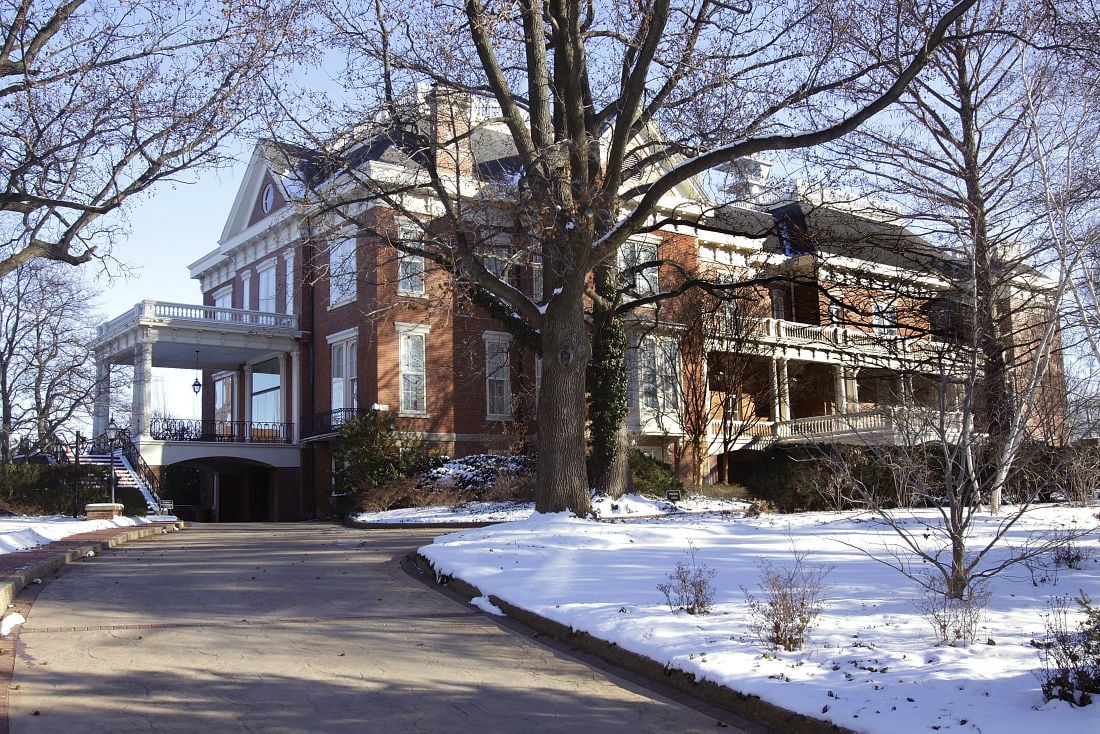 Renovations continue on Illinois governor's mansion