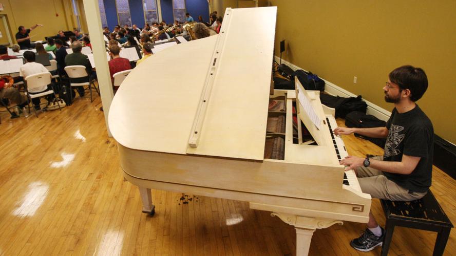 Municipal Band a familiar tune