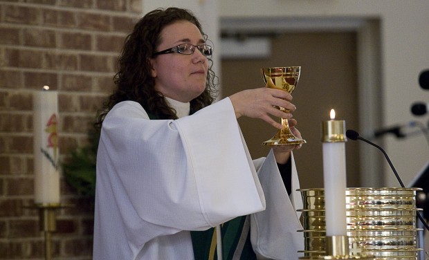 Installation of female pastor at Holy Cross Lutheran makes it a day of ...