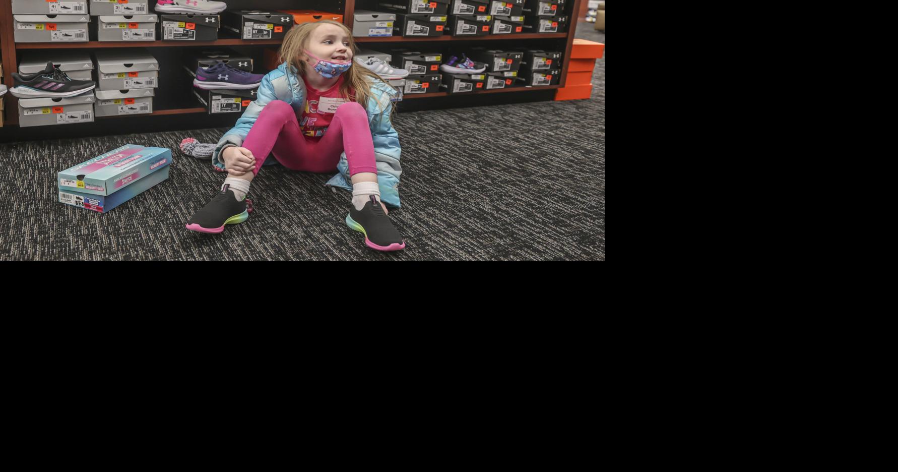 100 Decatur kids get new shoes
