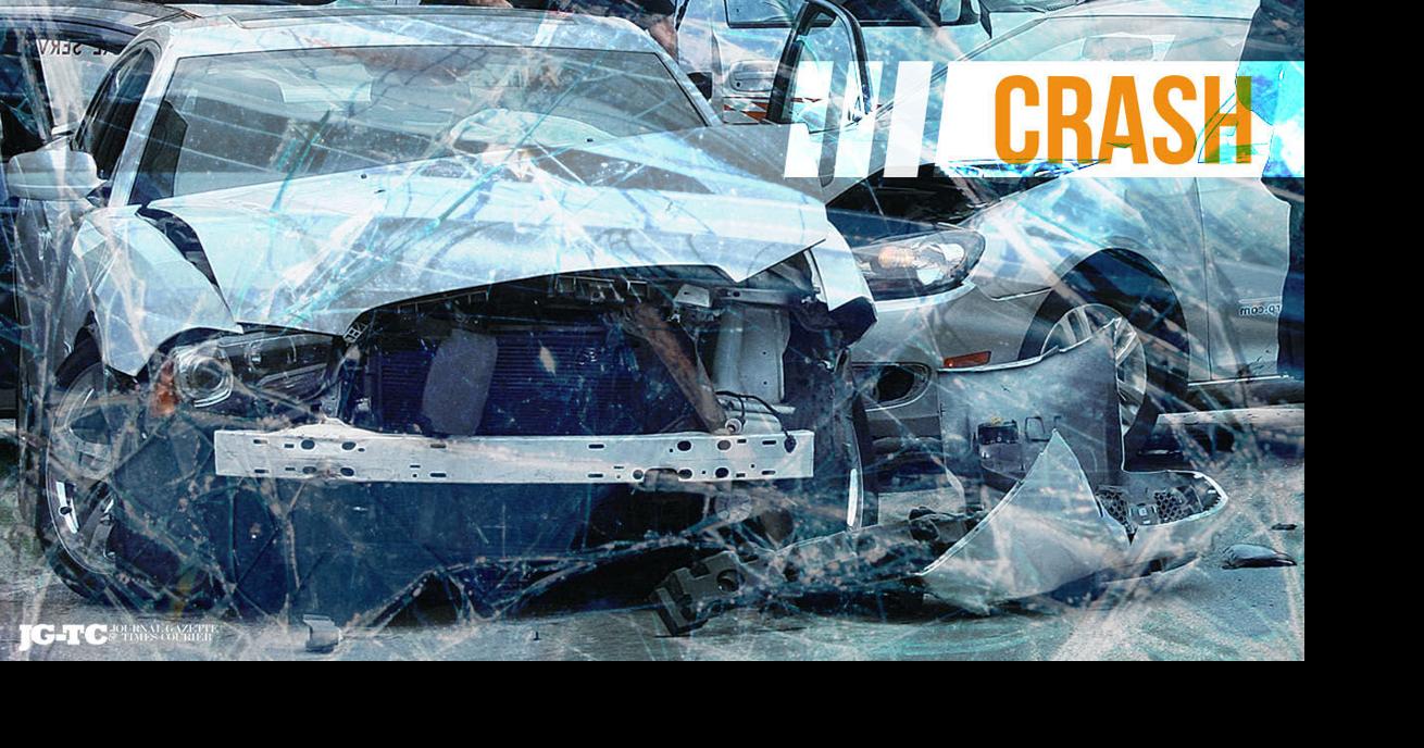 Multi-vehicle crash diverting Interstate 57 south traffic in Mattoon