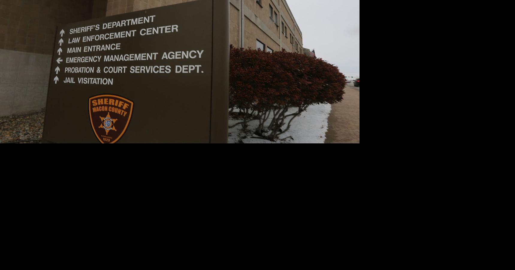 Private Investigator Inmate Charged With Indecency After Macon County Jail Sex Acts Police Say