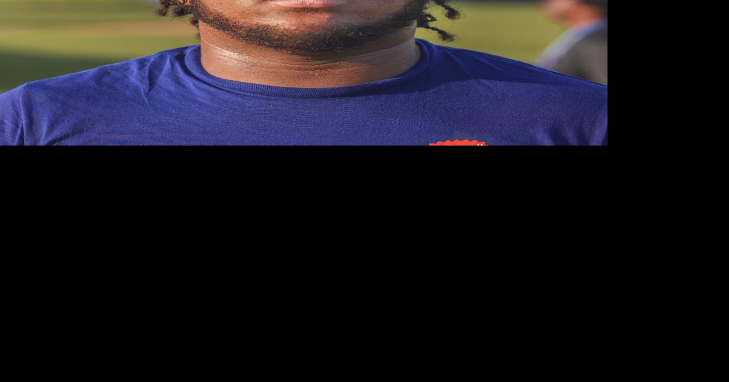 EIU commit King Smith anchoring MacArthur line