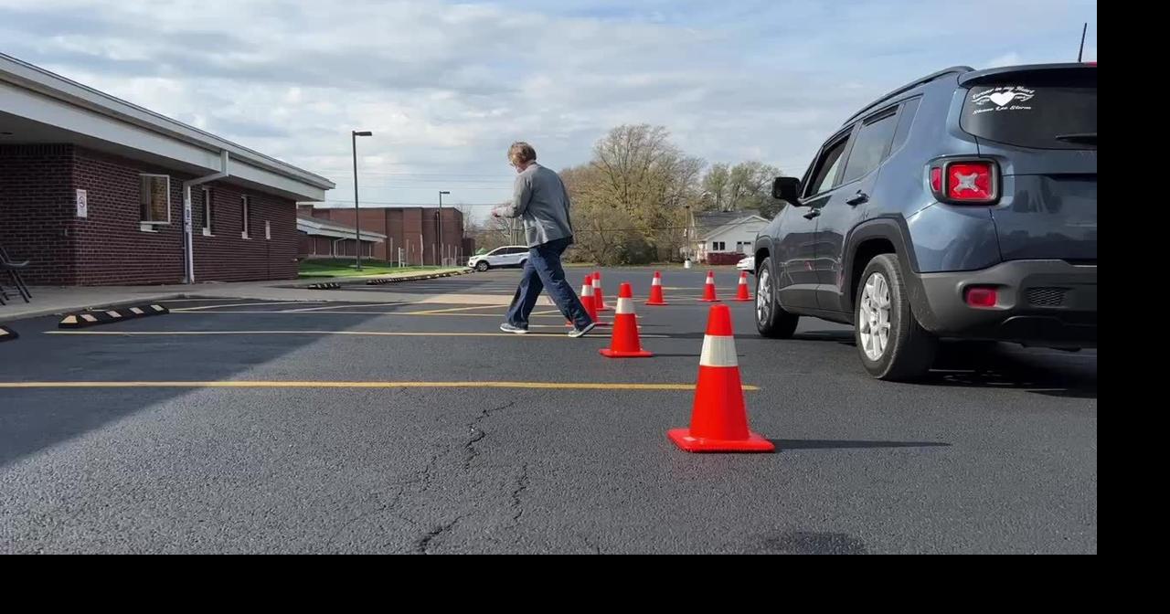 Drive-thru clinic provides flu vaccine