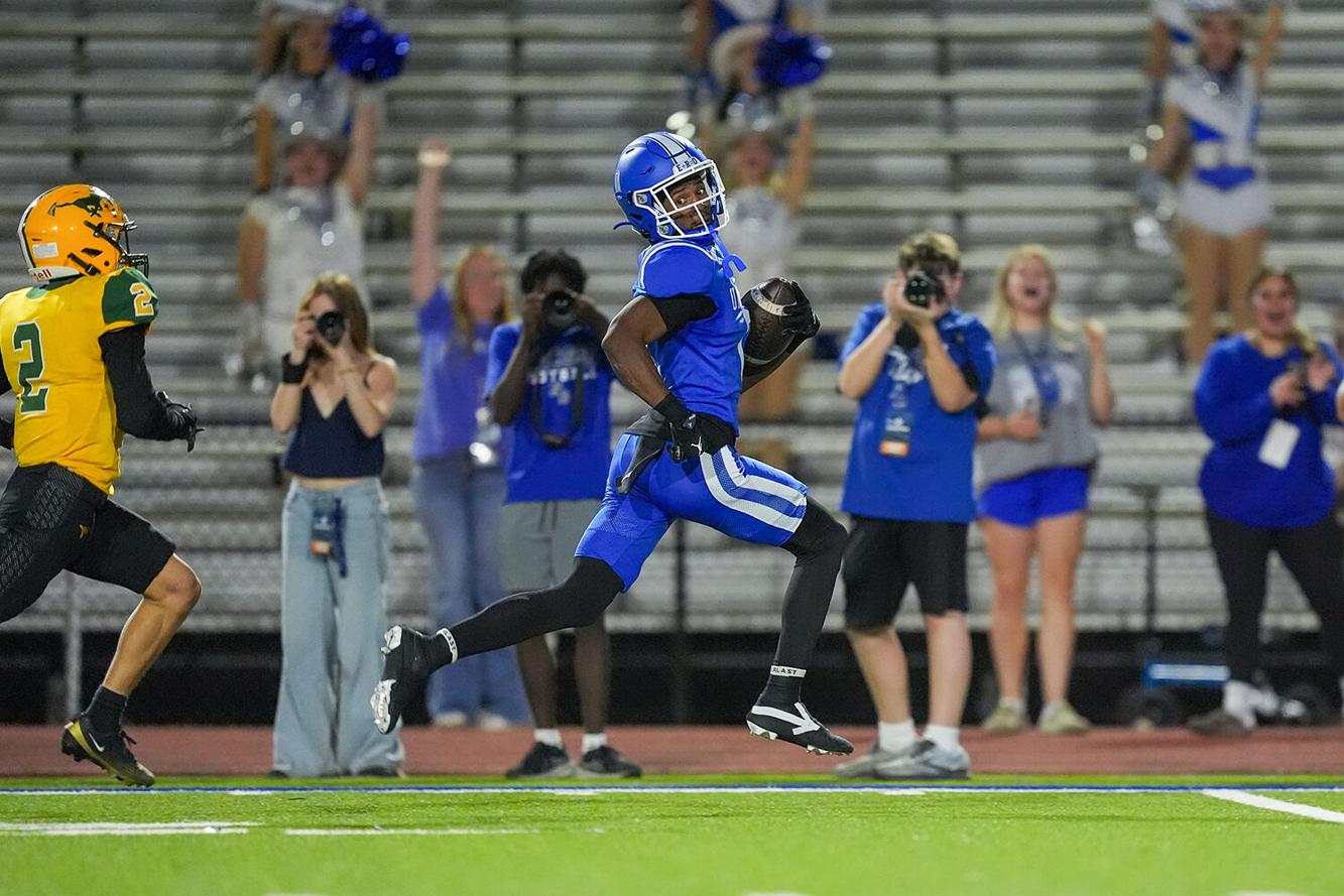 New Braunfels blows out Laredo Nixon in playoff opener | Sports ...