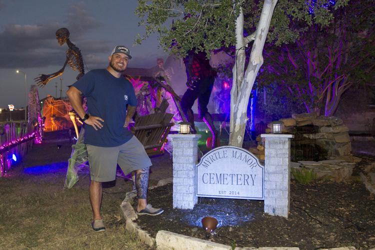 New Braunfels' Myrtle Manor offers drive-by frights, more in Magnolia ...