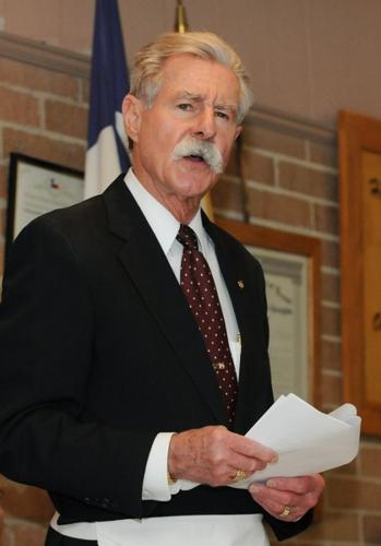 Tharp receives local lodge’s Community Builder Award | | herald-zeitung.com
