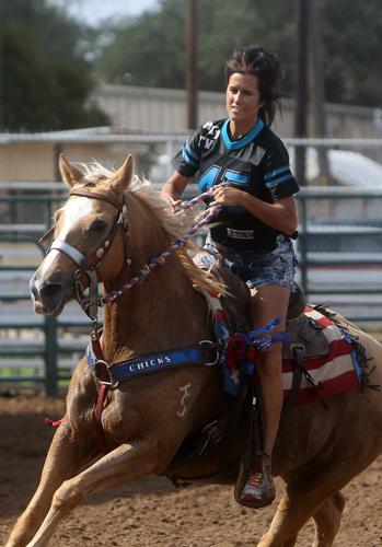 Ridin’ high: Cowgirl Chicks bring ‘Roman riding’ act, other stunts to ...