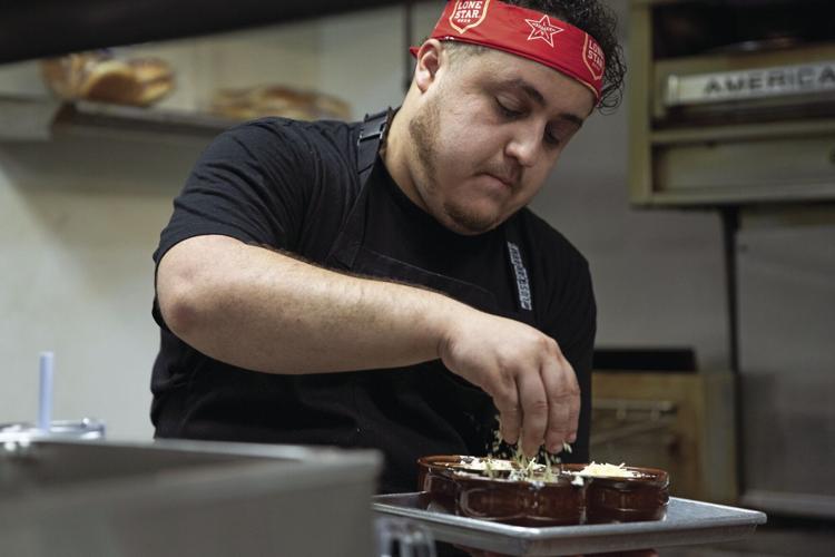 New Braunfels chef Antonio Ruiz hosts Hell's Kitchen:Young Guns viewing ...