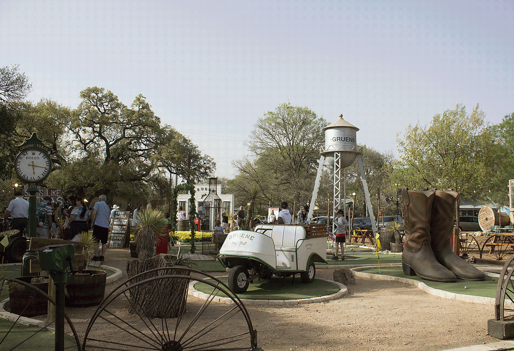 Texas-inspired mini golf course now open in New Braunfels' Gruene ...