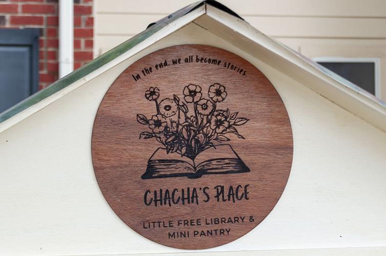 New Braunfels resident offers little free library, food pantry to ...